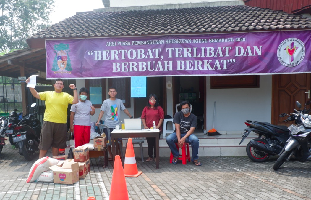 Posko Covid 19 OMK - Paroki Minomartani